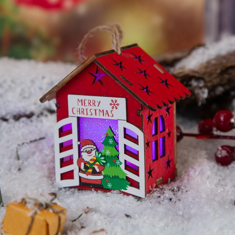 Коледна играчка къщичка светеща 28031884 ⋆ MASTERHAUS