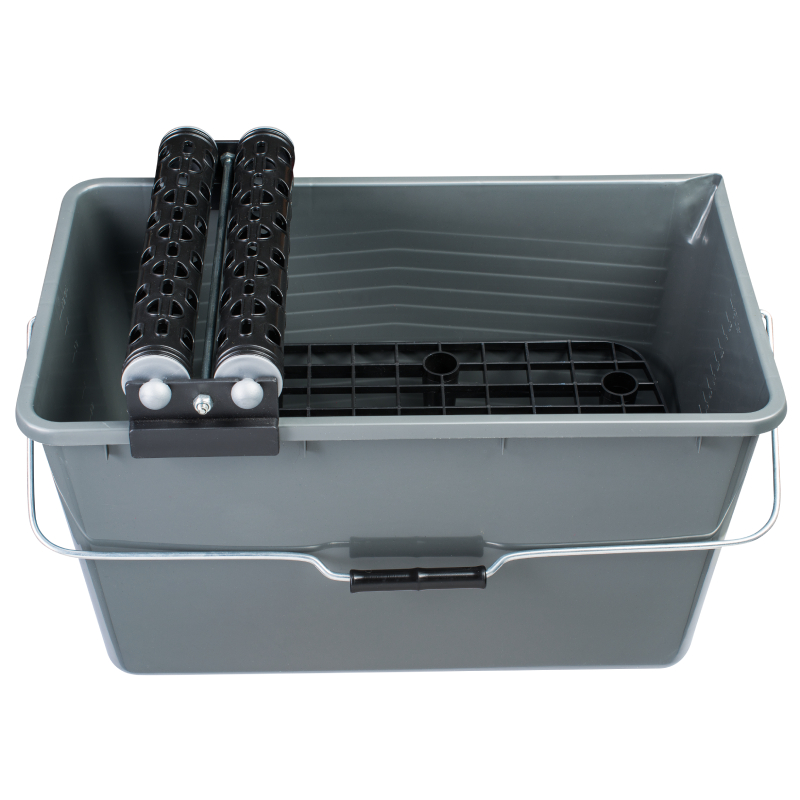 Grouting bucket with two rollers ⋆ MASTERHAUS