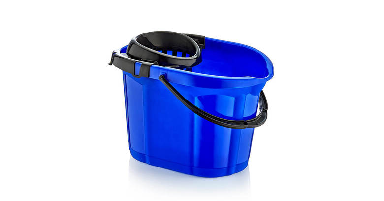 Plastic bucket with 14l washing strainer, oblong ⋆ MASTERHAUS