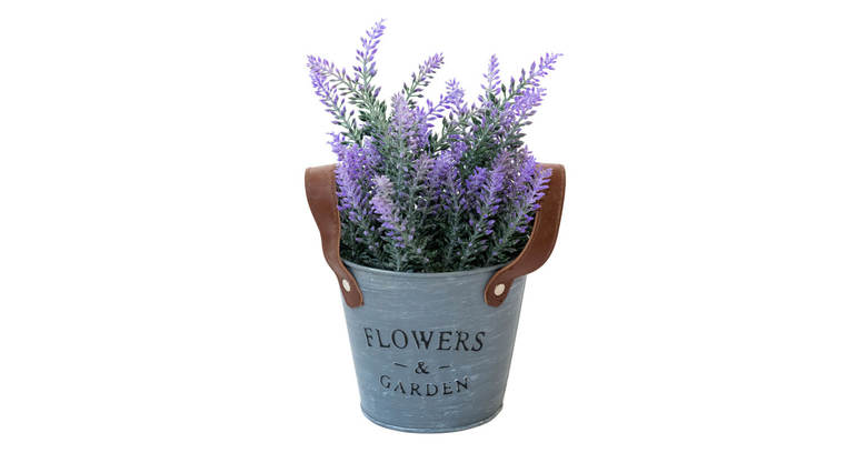Lavender arrangement in a gray pot with leather handles ⋆ MASTERHAUS